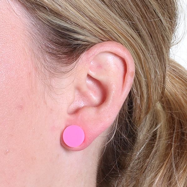 Wide range of silicone plugs in different colors and gauge sizes
